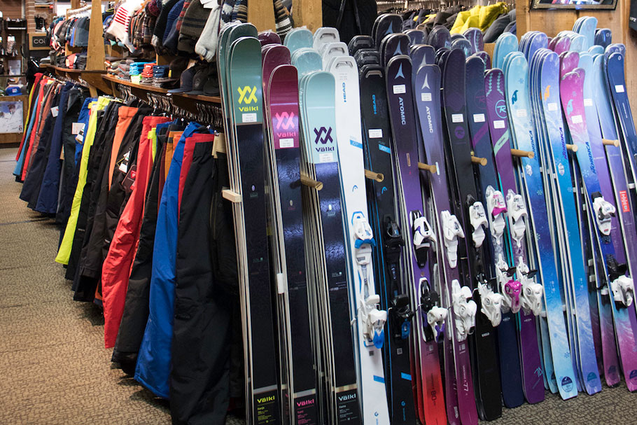 Scandinavian Ski and Snowboard Shop